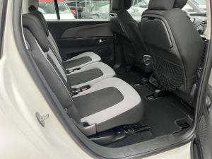 Balts Citroen Grand C4 Picasso 2016 Tauragė, ar dzinēja tilpumu 1.56 L un nobraukumu 243 tūkst. km par 3800 €, foto 32 vietnē AUTOMOTO.COM.LV