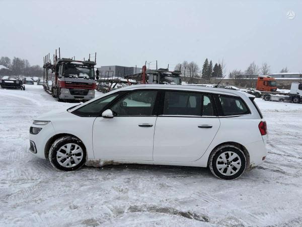 Balts Citroen Grand C4 Picasso 2017 Tauragė, ar dzinēja tilpumu 1.56 L un nobraukumu 259 tūkst. km par 5900 €, foto 6 vietnē AUTOMOTO.COM.LV
