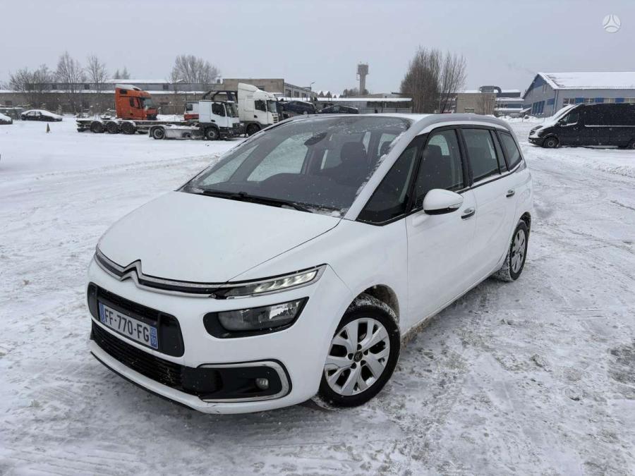 Balts Citroen Grand C4 Picasso 2017 Tauragė, ar dzinēja tilpumu 1.56 L un nobraukumu 259 tūkst. km par 5900 €, foto 7 vietnē AUTOMOTO.COM.LV