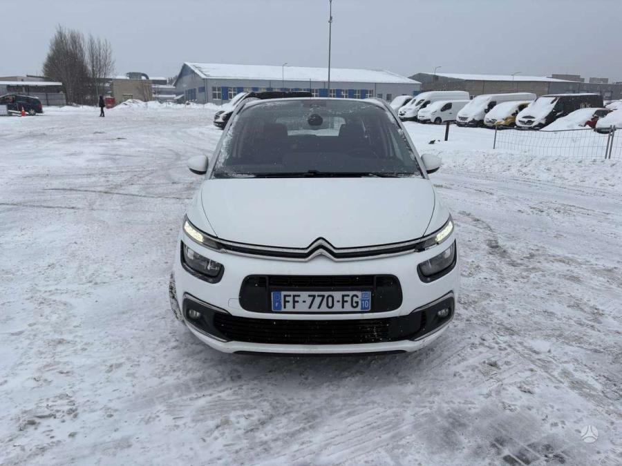 Balts Citroen Grand C4 Picasso 2017 Tauragė, ar dzinēja tilpumu 1.56 L un nobraukumu 259 tūkst. km par 5900 €, foto 8 vietnē AUTOMOTO.COM.LV