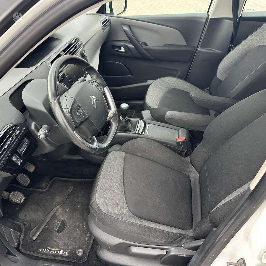 Balts Citroen Grand C4 Picasso 2017 Tauragė, ar dzinēja tilpumu 1.56 L un nobraukumu 191 tūkst. km par 4900 €, foto 15 vietnē AUTOMOTO.COM.LV