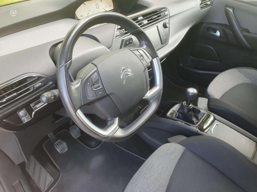 Balts Citroen Grand C4 Picasso 2017 Tauragė, ar dzinēja tilpumu 1.60 L un nobraukumu 120 tūkst. km par 6500 €, foto 18 vietnē AUTOMOTO.COM.LV