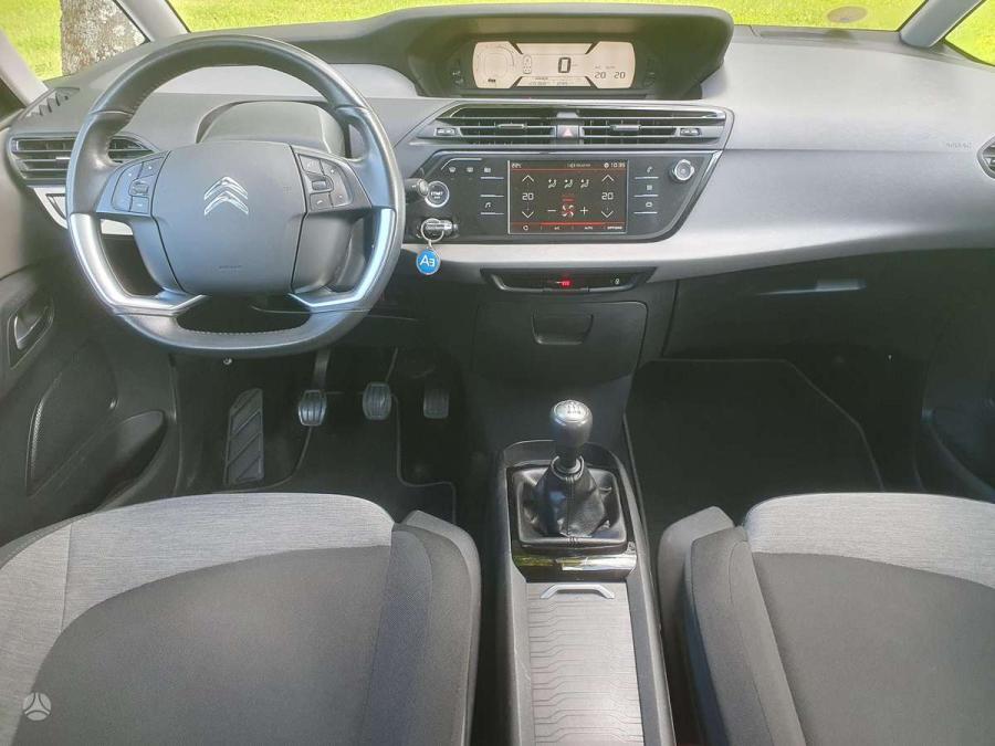 Balts Citroen Grand C4 Picasso 2017 Tauragė, ar dzinēja tilpumu 1.60 L un nobraukumu 120 tūkst. km par 6500 €, foto 19 vietnē AUTOMOTO.COM.LV