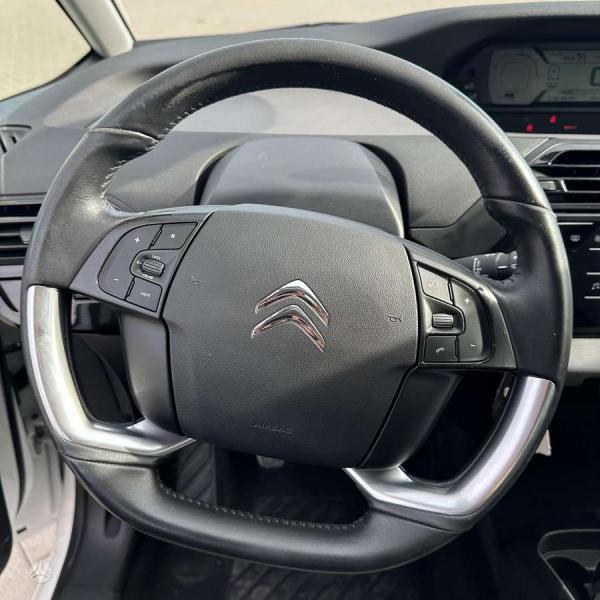 Balts Citroen Grand C4 Picasso 2017 Tauragė, ar dzinēja tilpumu 1.56 L un nobraukumu 191 tūkst. km par 5200 €, foto 9 vietnē AUTOMOTO.COM.LV
