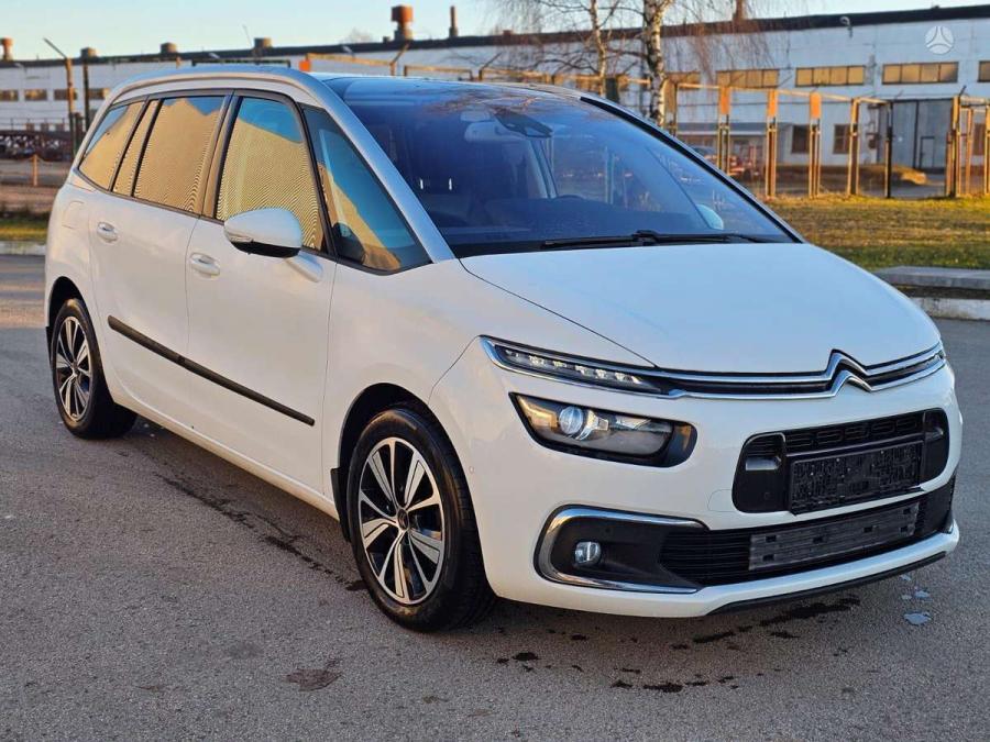 Balts Citroen Grand C4 Picasso 2018 Rokiškis, ar dzinēja tilpumu 1.60 L un nobraukumu 130 tūkst. km par 6850 €, foto 6 vietnē AUTOMOTO.COM.LV