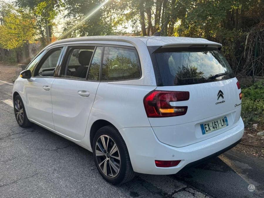 Balts Citroen Grand C4 Picasso 2018 Tauragė, ar dzinēja tilpumu 1.56 L un nobraukumu 195 tūkst. km par 6100 €, foto 5 vietnē AUTOMOTO.COM.LV