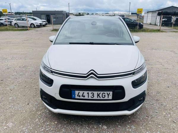 Balts Citroen Grand C4 Picasso 2018 Viļņa, ar dzinēja tilpumu 1.56 L un nobraukumu 218 tūkst. km par 5300 €, foto 2 vietnē AUTOMOTO.COM.LV