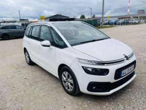 White Citroen Grand C4 Picasso 2018 in Vilnius, with an engine capacity of 1.56 L and mileage of 218 thousand km for 5300 €, photo 5 on AUTOMOTO.COM.LV