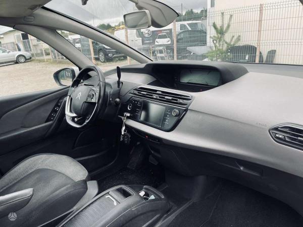 Balts Citroen Grand C4 Picasso 2018 Viļņa, ar dzinēja tilpumu 1.56 L un nobraukumu 218 tūkst. km par 5300 €, foto 10 vietnē AUTOMOTO.COM.LV