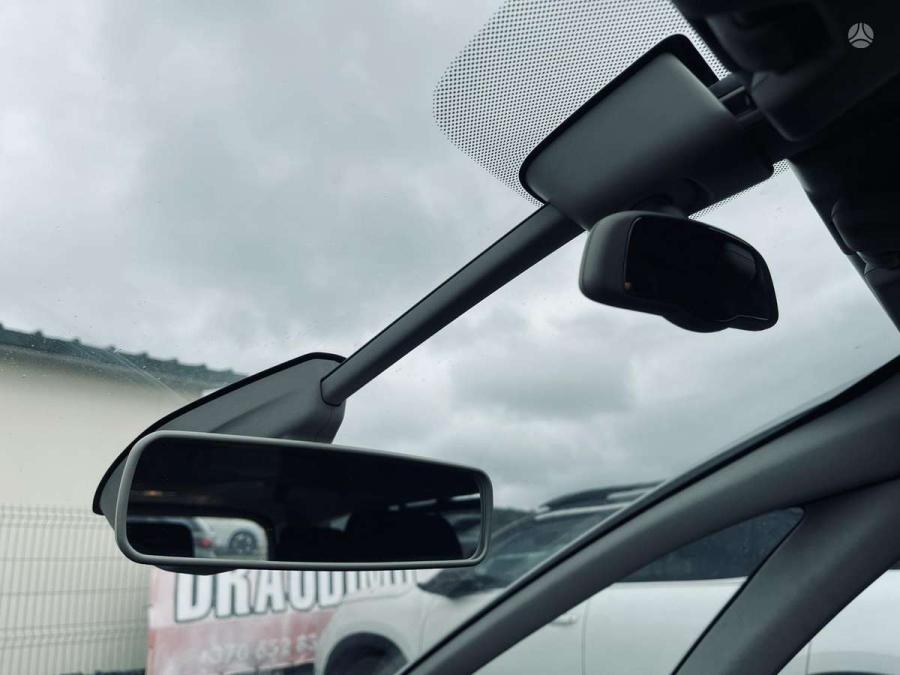 White Citroen Grand C4 Picasso 2018 in Vilnius, with an engine capacity of 1.56 L and mileage of 218 thousand km for 5300 €, photo 19 on AUTOMOTO.COM.LV
