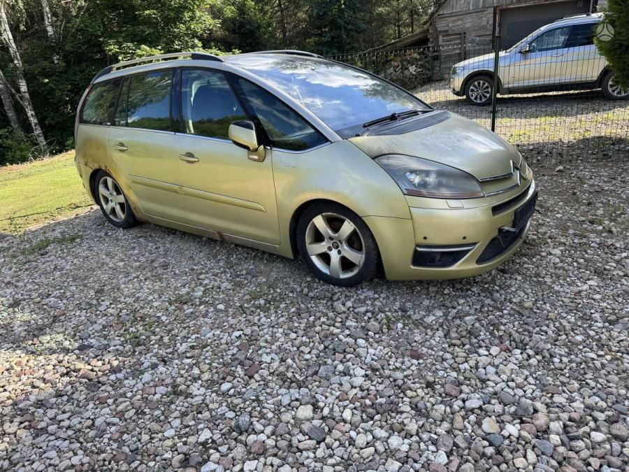 Dzeltens Citroen Grand C4 Picasso 2009 Molėtai, ar dzinēja tilpumu 2.00 L un nobraukumu 333 tūkst. km par 430 €, foto 3 vietnē AUTOMOTO.COM.LV