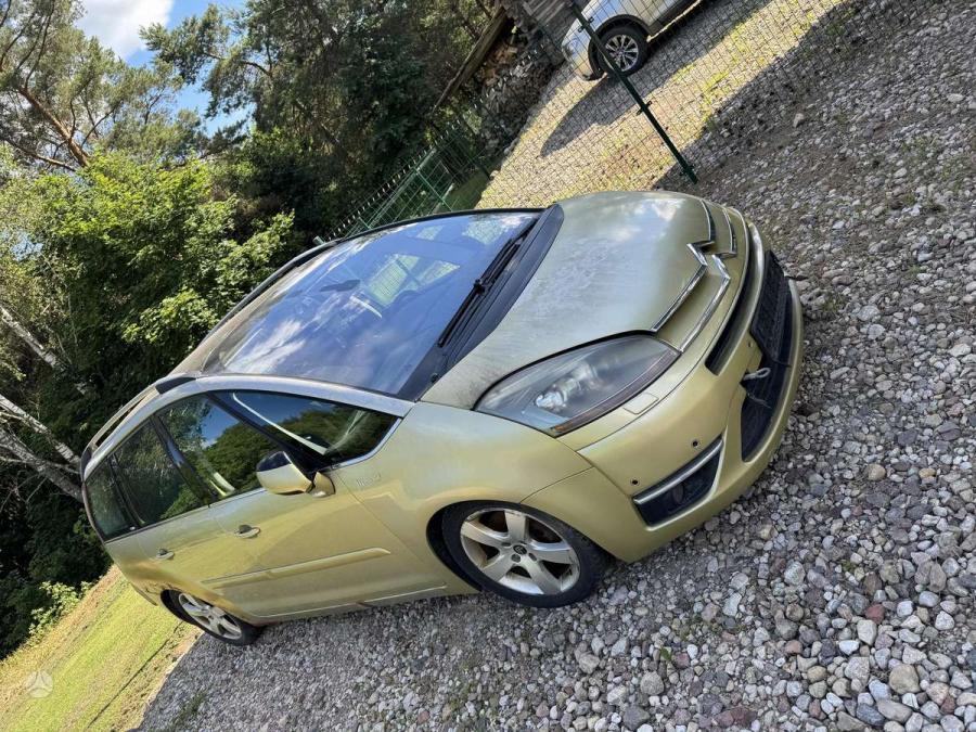 Dzeltens Citroen Grand C4 Picasso 2009 Molėtai, ar dzinēja tilpumu 2.00 L un nobraukumu 333 tūkst. km par 430 €, foto 4 vietnē AUTOMOTO.COM.LV