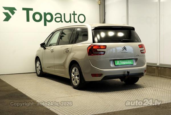 Citroen Grand C4 SpaceToure 2022 Tallina vietnē Smilšu krāsa Citroen Grand C4 SpaceToure 2022 Tallina, ar dzinēja tilpumu 1.20 L un nobraukumu 70 tūkst. km par 13900 €, foto 4 vietnē AUTOMOTO.COM.LV