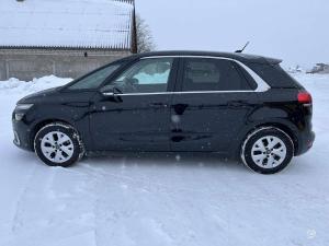 Melns Citroen Grand C4 SpaceToure 2018 Tauragė, ar dzinēja tilpumu 1.56 L un nobraukumu 260 tūkst. km par 5900 €, foto 8 vietnē AUTOMOTO.COM.LV