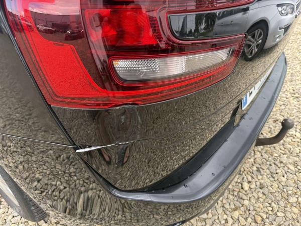 Melns Citroen Grand C4 SpaceToure 2018 Tauragė, ar dzinēja tilpumu 1.56 L un nobraukumu 200 tūkst. km par 6500 €, foto 10 vietnē AUTOMOTO.COM.LV