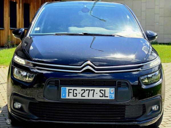 Melns Citroen Grand C4 SpaceToure 2019 Tauragė, ar dzinēja tilpumu 1.50 L un nobraukumu 217 tūkst. km par 6500 €, foto 2 vietnē AUTOMOTO.COM.LV