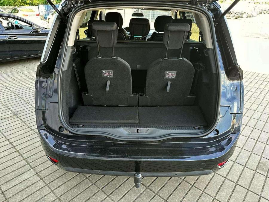 Melns Citroen Grand C4 SpaceToure 2019 Kauņa, ar dzinēja tilpumu 1.20 L un nobraukumu 205 tūkst. km par 7900 €, foto 7 vietnē AUTOMOTO.COM.LV