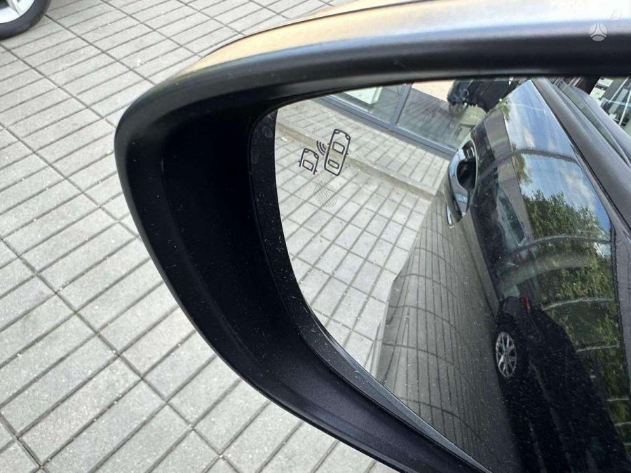 Melns Citroen Grand C4 SpaceToure 2019 Kauņa, ar dzinēja tilpumu 1.20 L un nobraukumu 205 tūkst. km par 7900 €, foto 8 vietnē AUTOMOTO.COM.LV