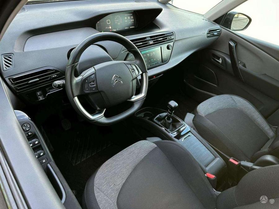 Melns Citroen Grand C4 SpaceToure 2019 Kauņa, ar dzinēja tilpumu 1.20 L un nobraukumu 205 tūkst. km par 7900 €, foto 10 vietnē AUTOMOTO.COM.LV