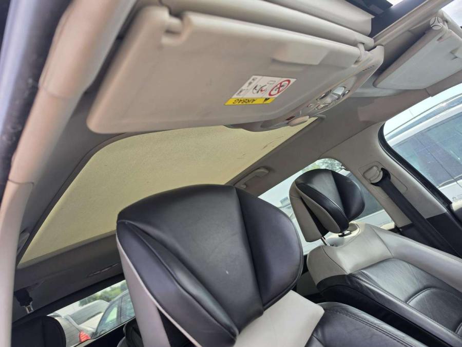 Melns Citroen Grand C4 SpaceToure 2020 Tauragė, ar dzinēja tilpumu 2.00 L un nobraukumu 400 tūkst. km par 4200 €, foto 9 vietnē AUTOMOTO.COM.LV