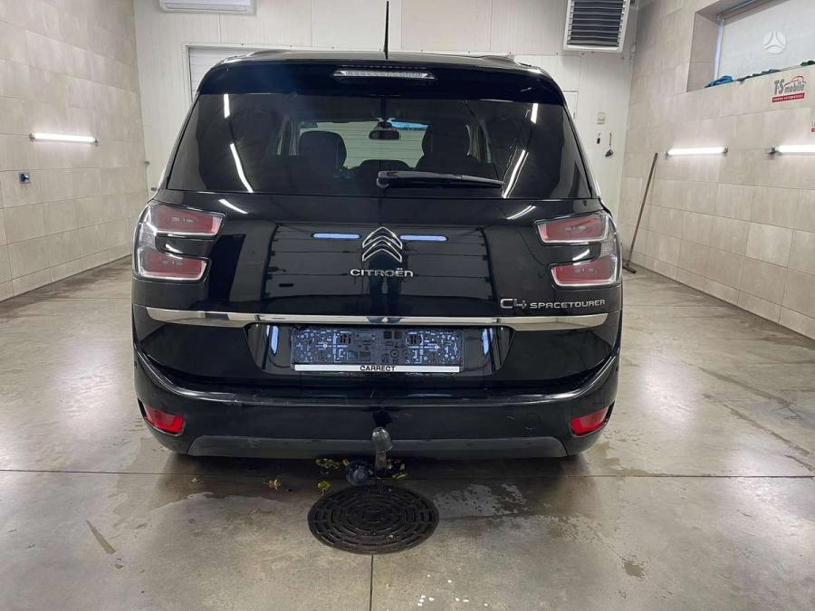 Melns Citroen Grand C4 SpaceToure 2020 Marijampole, ar dzinēja tilpumu 1.50 L un nobraukumu 89 tūkst. km par 12608 €, foto 6 vietnē AUTOMOTO.COM.LV
