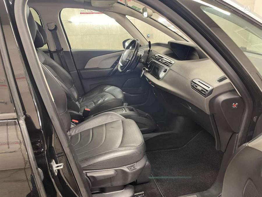Melns Citroen Grand C4 SpaceToure 2020 Marijampole, ar dzinēja tilpumu 1.50 L un nobraukumu 89 tūkst. km par 12608 €, foto 10 vietnē AUTOMOTO.COM.LV