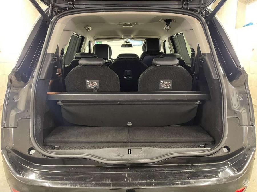 Melns Citroen Grand C4 SpaceToure 2020 Marijampole, ar dzinēja tilpumu 1.50 L un nobraukumu 89 tūkst. km par 12608 €, foto 20 vietnē AUTOMOTO.COM.LV