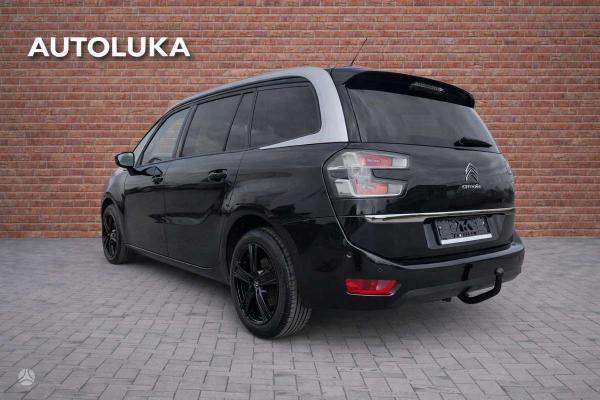 Black Citroen Grand C4 SpaceToure 2021 in Marijampole, with an engine capacity of 1.50 L and mileage of 193 thousand km for 14399 €, photo 4 on AUTOMOTO.COM.LV