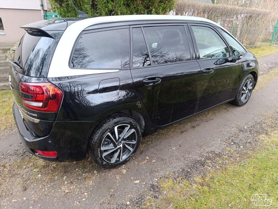 Black Citroen Grand C4 SpaceToure 2021 in Vilnius, with an engine capacity of 1.50 L and mileage of 83 thousand km for 12900 €, photo 4 on AUTOMOTO.COM.LV
