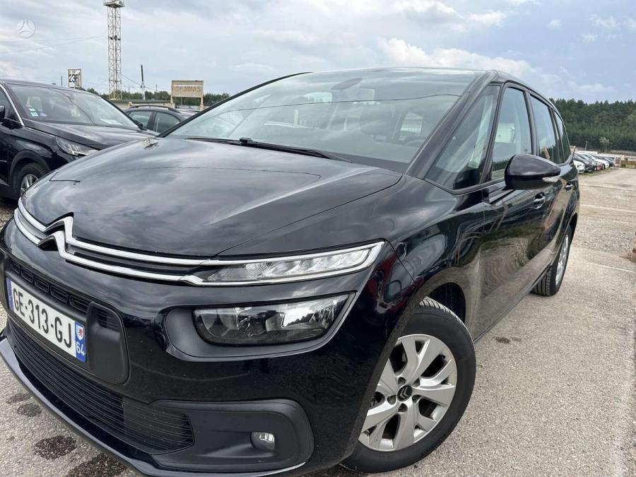 Black Citroen Grand C4 SpaceToure 2022 in Vilnius, with an engine capacity of 1.50 L and mileage of 182 thousand km for 10647 €, photo 1 on AUTOMOTO.COM.LV