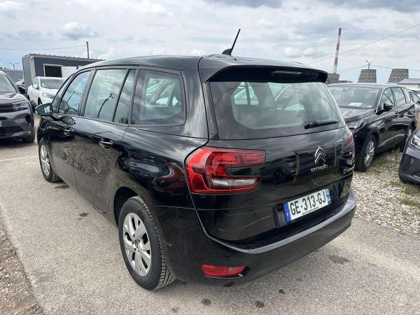 Black Citroen Grand C4 SpaceToure 2022 in Vilnius, with an engine capacity of 1.50 L and mileage of 182 thousand km for 10647 €, photo 4 on AUTOMOTO.COM.LV