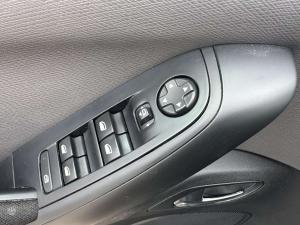 Black Citroen Grand C4 SpaceToure 2022 in Vilnius, with an engine capacity of 1.50 L and mileage of 182 thousand km for 10647 €, photo 12 on AUTOMOTO.COM.LV