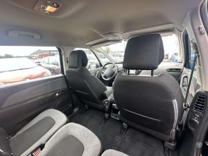 Black Citroen Grand C4 SpaceToure 2022 in Vilnius, with an engine capacity of 1.50 L and mileage of 182 thousand km for 10647 €, photo 16 on AUTOMOTO.COM.LV