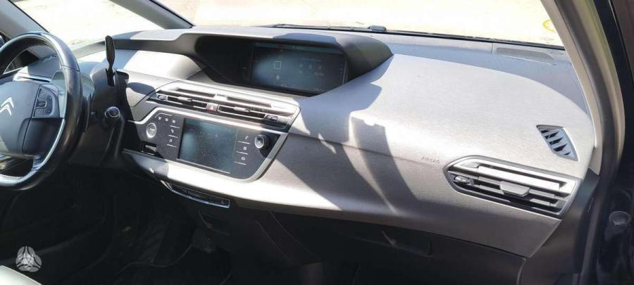 Melns Citroen Grand C4 SpaceToure 2022 Kauņa, ar dzinēja tilpumu 0.00 L un nobraukumu 173 tūkst. km par 10700 €, foto 19 vietnē AUTOMOTO.COM.LV