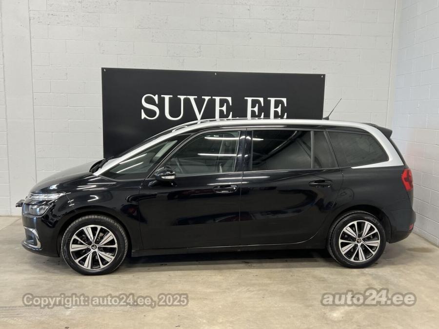Melns Citroen Grand C4 SpaceToure 2018 Tallina, ar dzinēja tilpumu 2.00 L un nobraukumu 121 tūkst. km par 12995 €, foto 5 vietnē AUTOMOTO.COM.LV