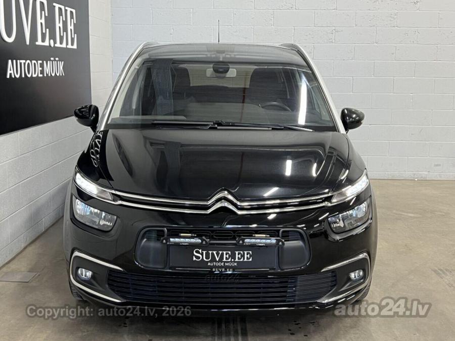 Melns Citroen Grand C4 SpaceToure 2018 Tallina, ar dzinēja tilpumu 2.00 L un nobraukumu 121 tūkst. km par 12995 €, foto 2 vietnē AUTOMOTO.COM.LV