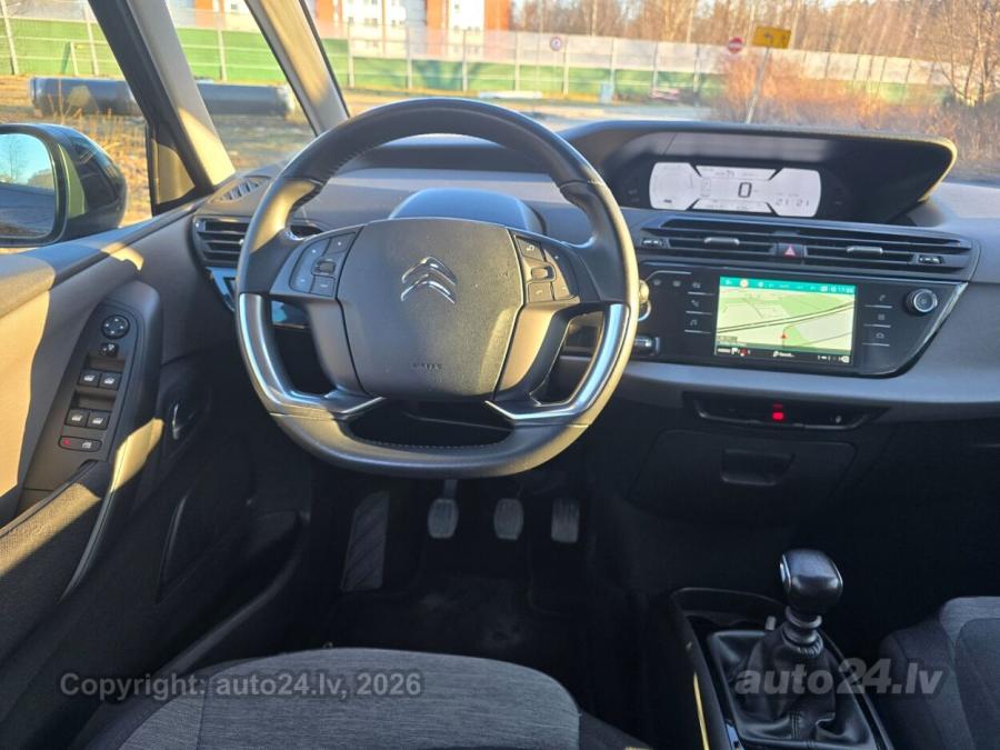 Melns Citroen Grand C4 SpaceToure 2020 Rīga, ar dzinēja tilpumu 1.20 L un nobraukumu 198 tūkst. km par 8750 €, foto 12 vietnē AUTOMOTO.COM.LV