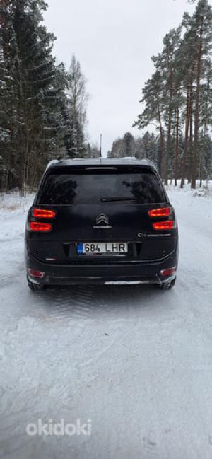 Black Citroen Grand C4 SpaceToure 2022 in Tallinn, with an engine capacity of 2.00 L and mileage of 59 thousand km for 20000 €, photo 3 on AUTOMOTO.COM.LV