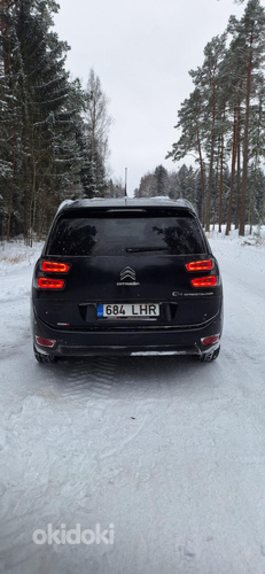 Black Citroen Grand C4 SpaceToure 2022 in Tallinn, with an engine capacity of 2.00 L and mileage of 59 thousand km for 20000 €, photo 3 on AUTOMOTO.COM.LV