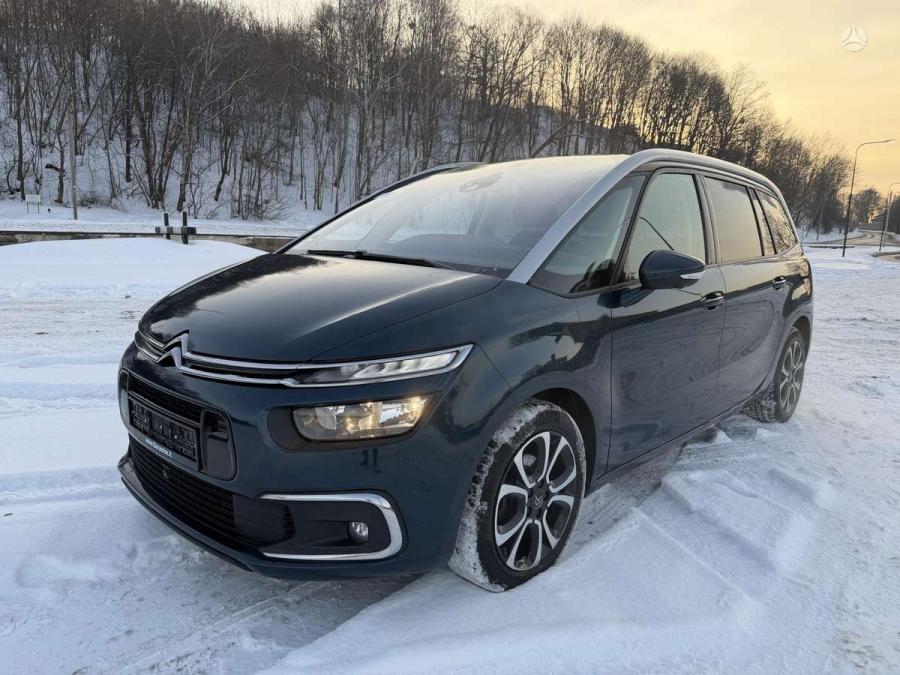 Blue Citroen Grand C4 SpaceToure 2020 in Kaunas, with an engine capacity of 1.20 L and mileage of 185 thousand km for 10700 €, photo 1 on AUTOMOTO.COM.LV
