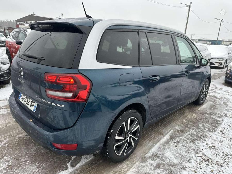Blue Citroen Grand C4 SpaceToure 2021 in Vilnius, with an engine capacity of 1.50 L and mileage of 176 thousand km for 12099 €, photo 5 on AUTOMOTO.COM.LV