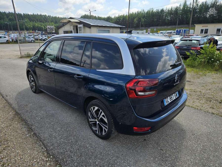 Zils Citroen Grand C4 SpaceToure 2021 Viļņa, ar dzinēja tilpumu 1.50 L un nobraukumu 184 tūkst. km par 10769 €, foto 8 vietnē AUTOMOTO.COM.LV