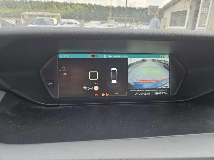 Zils Citroen Grand C4 SpaceToure 2021 Viļņa, ar dzinēja tilpumu 1.50 L un nobraukumu 184 tūkst. km par 10769 €, foto 10 vietnē AUTOMOTO.COM.LV