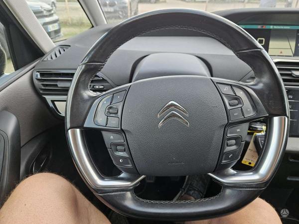 Zils Citroen Grand C4 SpaceToure 2021 Viļņa, ar dzinēja tilpumu 1.50 L un nobraukumu 184 tūkst. km par 10769 €, foto 10 vietnē AUTOMOTO.COM.LV
