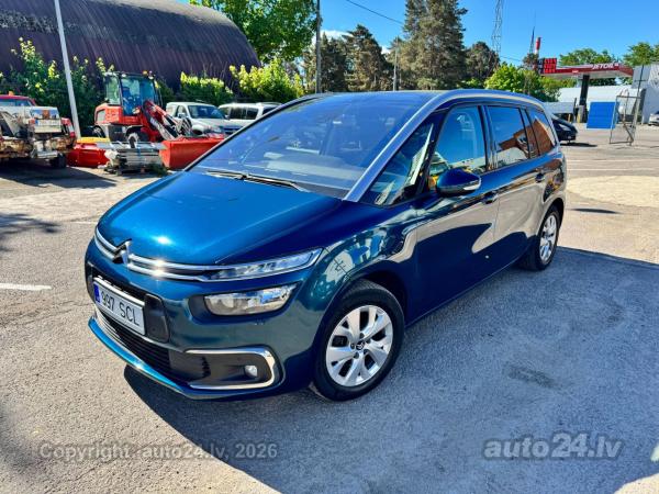 Blue Citroen Grand C4 SpaceToure 2019 in Tallinn, with an engine capacity of 1.20 L and mileage of 129 thousand km for 13900 €, photo 1 on AUTOMOTO.COM.LV