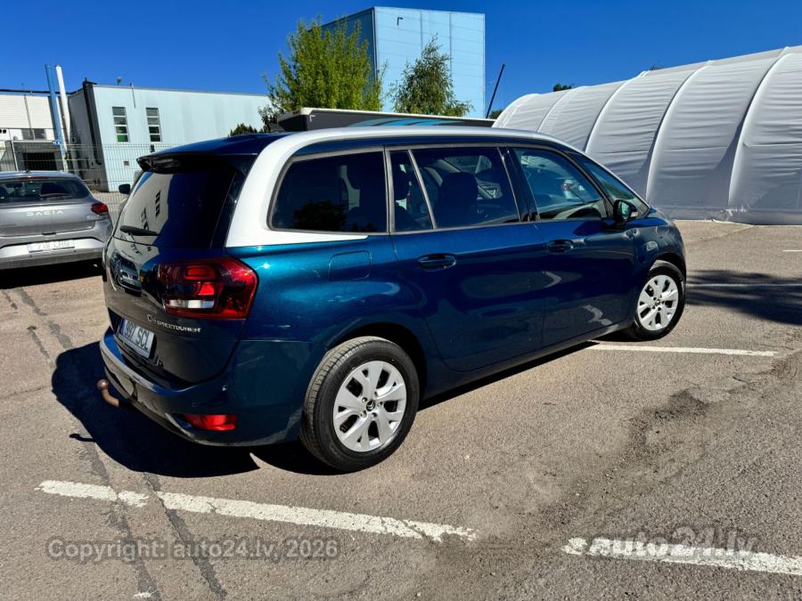 Zils Citroen Grand C4 SpaceToure 2019 Tallina, ar dzinēja tilpumu 1.20 L un nobraukumu 129 tūkst. km par 13900 €, foto 6 vietnē AUTOMOTO.COM.LV