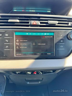 Zils Citroen Grand C4 SpaceToure 2019 Tallina, ar dzinēja tilpumu 1.20 L un nobraukumu 129 tūkst. km par 13900 €, foto 21 vietnē AUTOMOTO.COM.LV