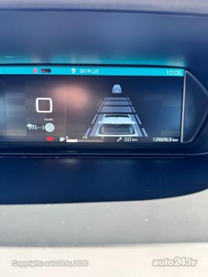 Zils Citroen Grand C4 SpaceToure 2019 Tallina, ar dzinēja tilpumu 1.20 L un nobraukumu 129 tūkst. km par 13900 €, foto 25 vietnē AUTOMOTO.COM.LV