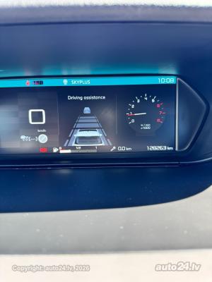 Zils Citroen Grand C4 SpaceToure 2019 Tallina, ar dzinēja tilpumu 1.20 L un nobraukumu 129 tūkst. km par 13900 €, foto 26 vietnē AUTOMOTO.COM.LV