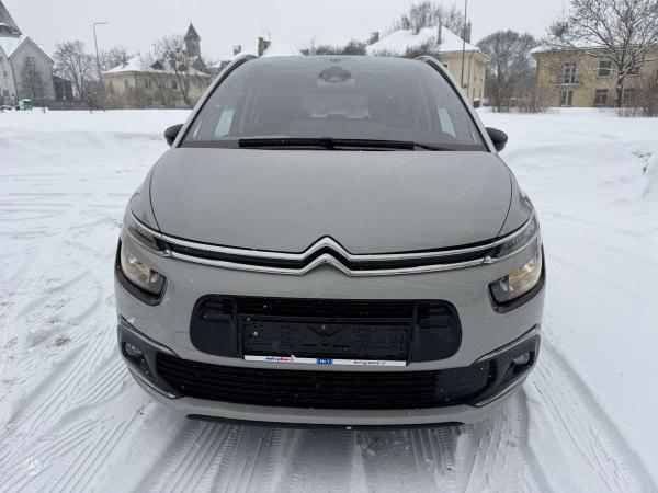 Brown Citroen Grand C4 SpaceToure 2018 in Siauliai, with an engine capacity of 1.20 L and mileage of 80 thousand km for 8500 €, photo 5 on AUTOMOTO.COM.LV